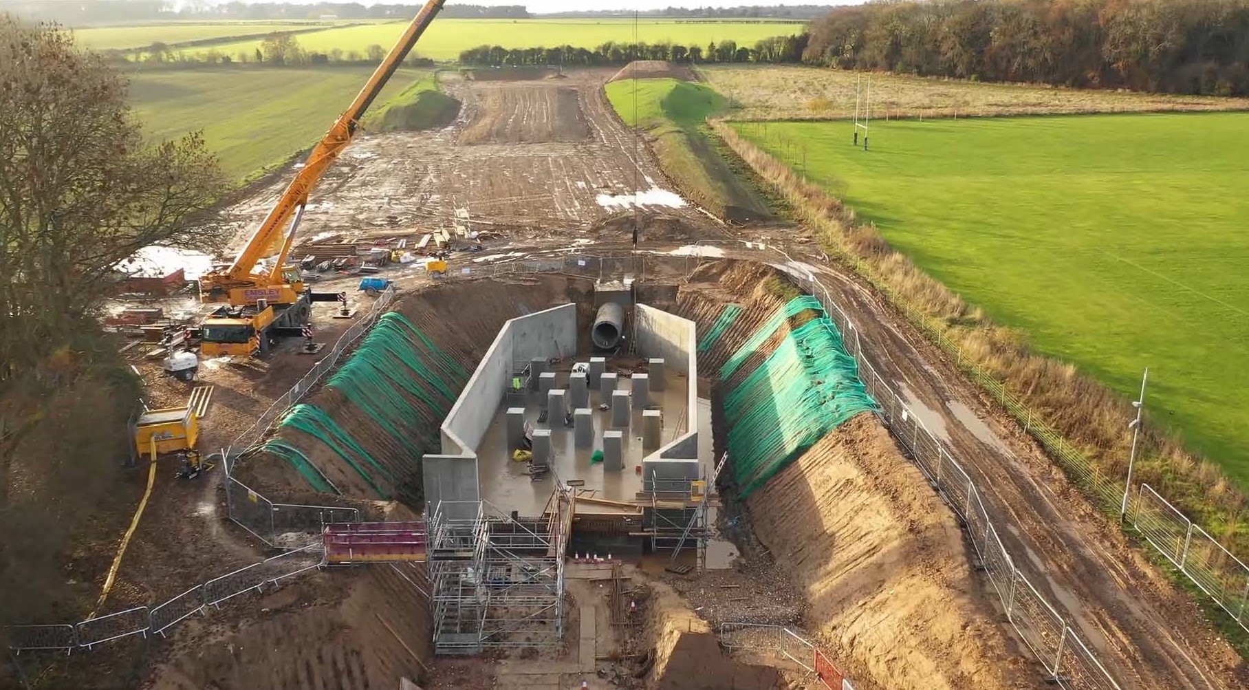 Flood scheme to protect more than 4,000 homes wins top award - Hull CC News